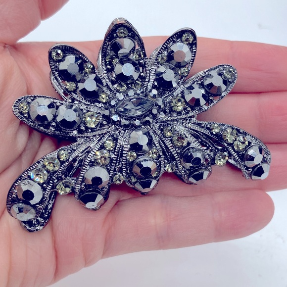 Accessories | Gun Metal Grey Hair Clip With Rhinestones Black | Poshmark